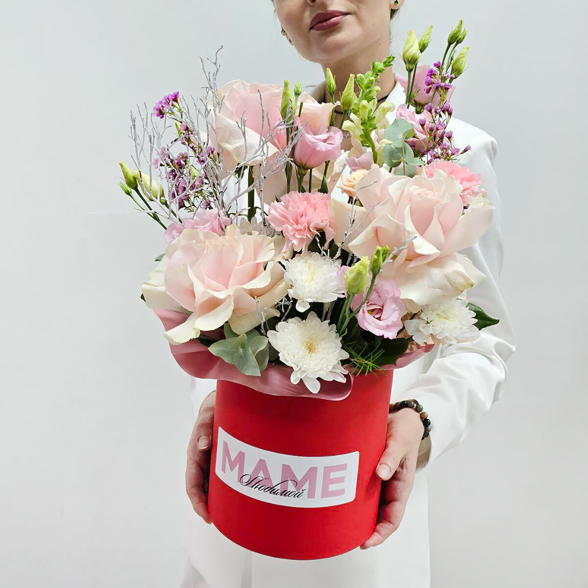 Букет Талисман Флора "Маме с любовью", розы, хризантемы, эустомы, хамелациумы