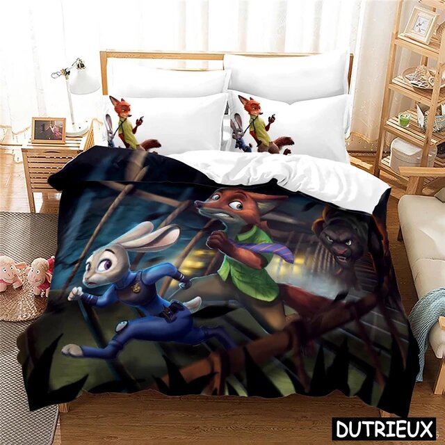 Этот комплект постельного белья Disney Zootopia, напечатанный на 3D-принтере, включает пододеяльник, мягкое одеяло и наволочки для двуспальных кроватей размера «king-size» и «queen-size».