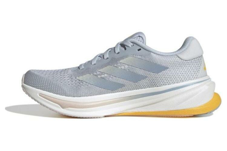 Кроссовки Supernova