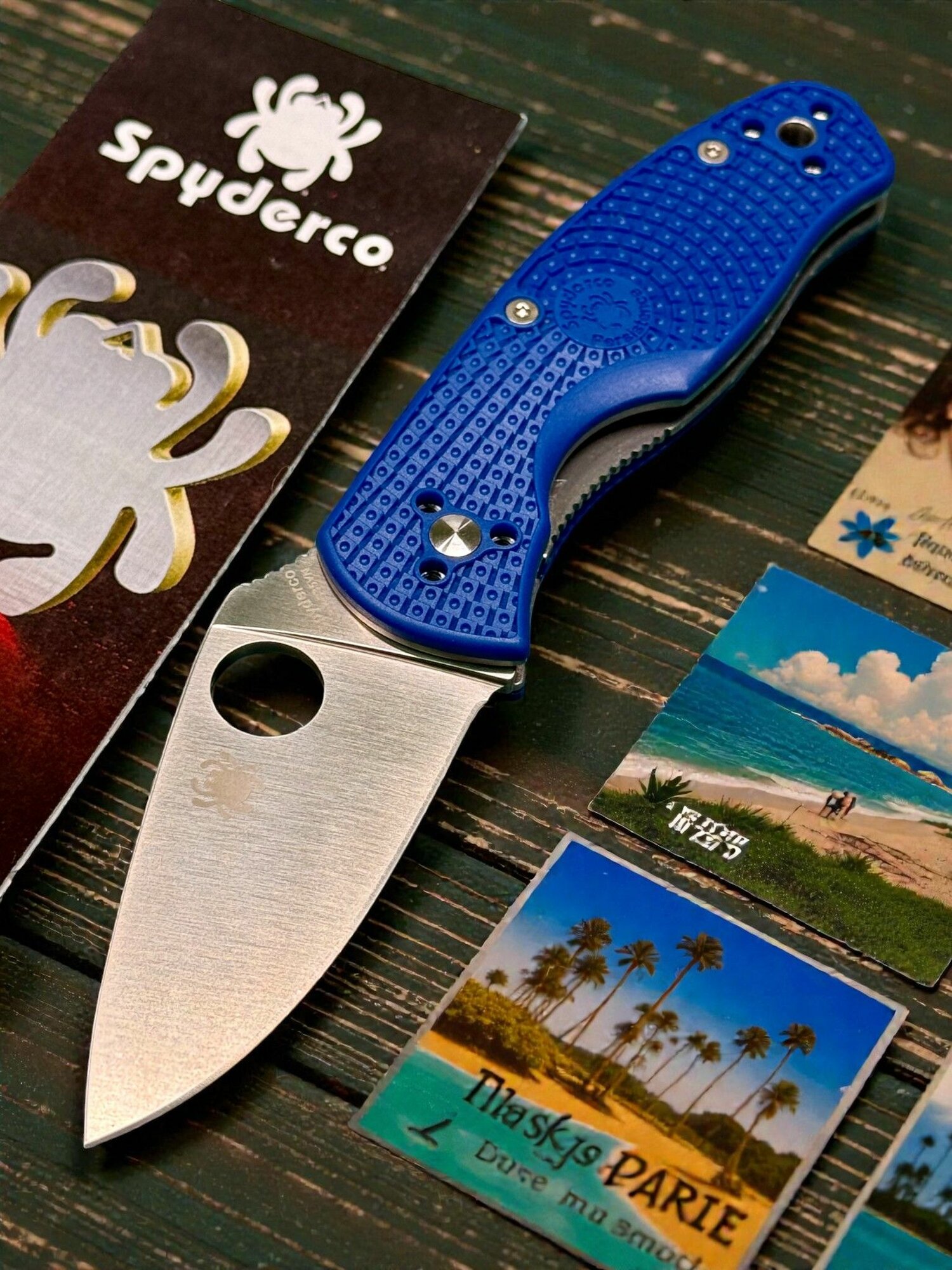 Нож складной Spyderco SC136PBL Persistence, S35VN Blade