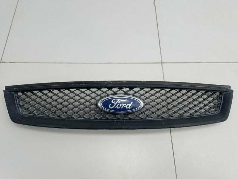 Решетка радиатора Ford Focus 2 DA 2005-2008 кат.номер: 1454995 1519871