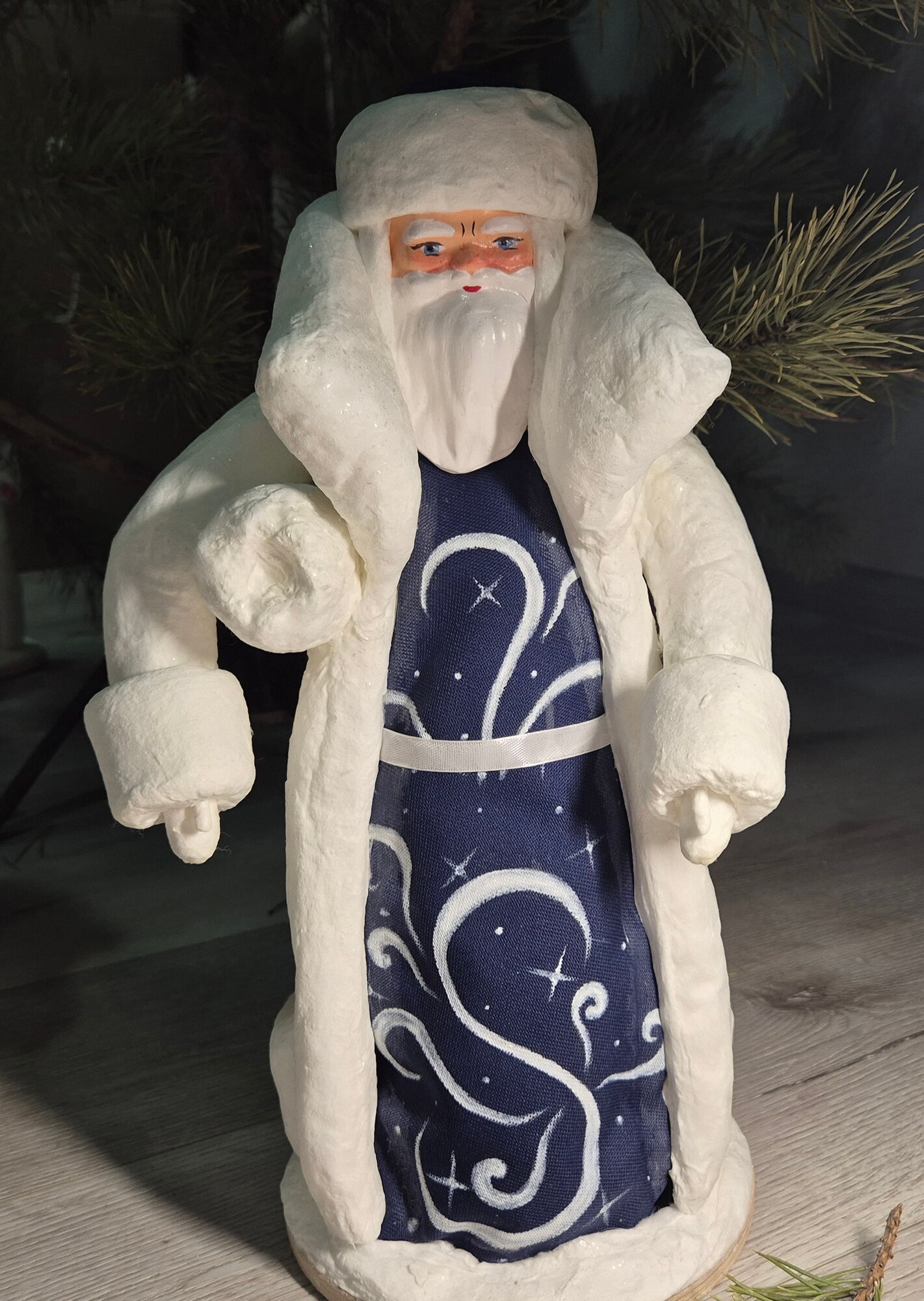 Дед Мороз ватный с синим узором