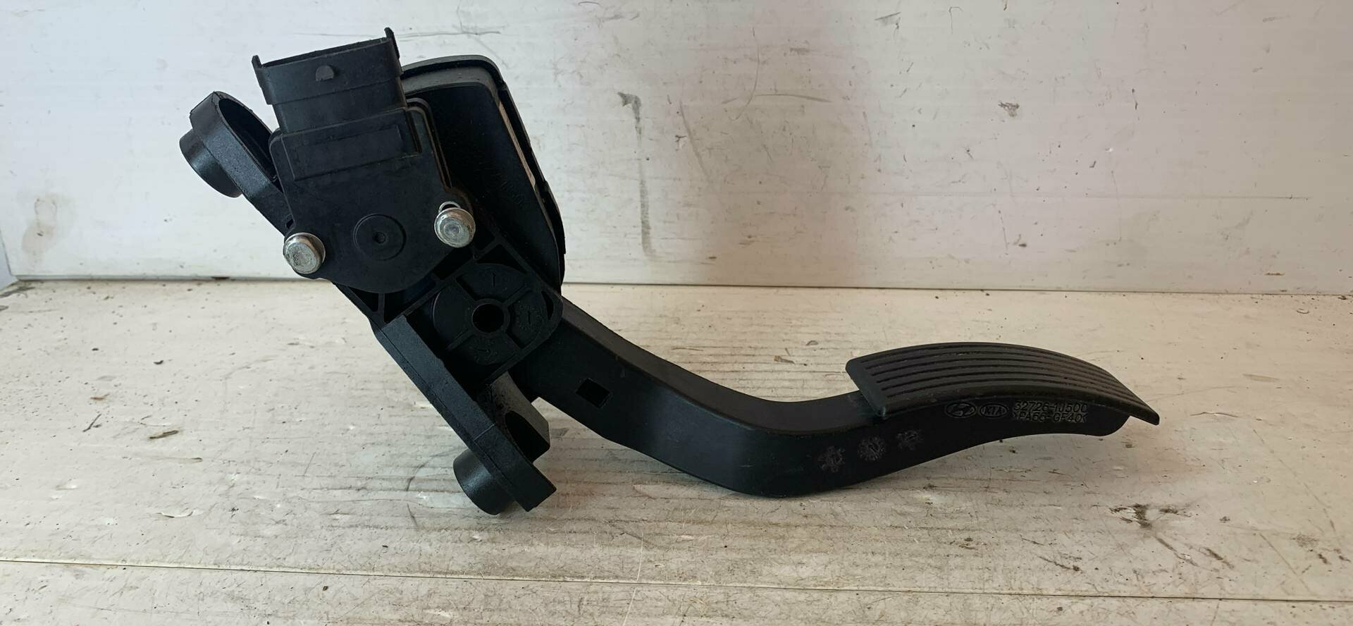 Педаль газа Kia Rio 3 (2011 - 2015) 327271J500
