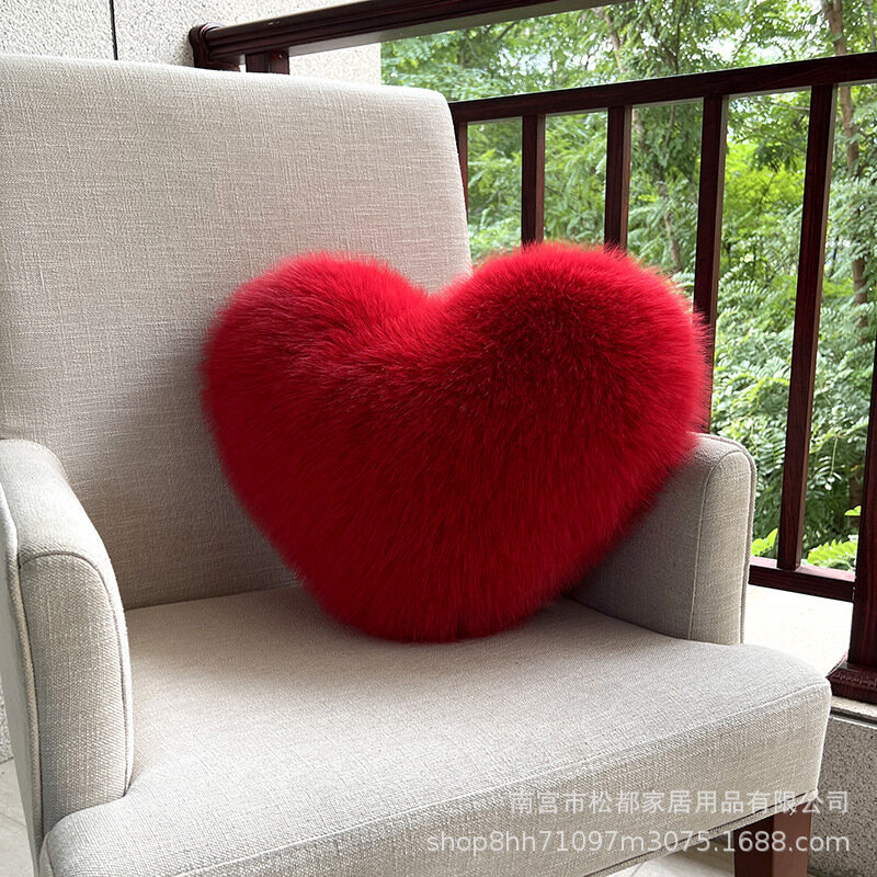 Поясничная подушка для дивана в форме сердца из искусственного меха под лису, мягкая и плюшевая.30*40cm. Рис.1
