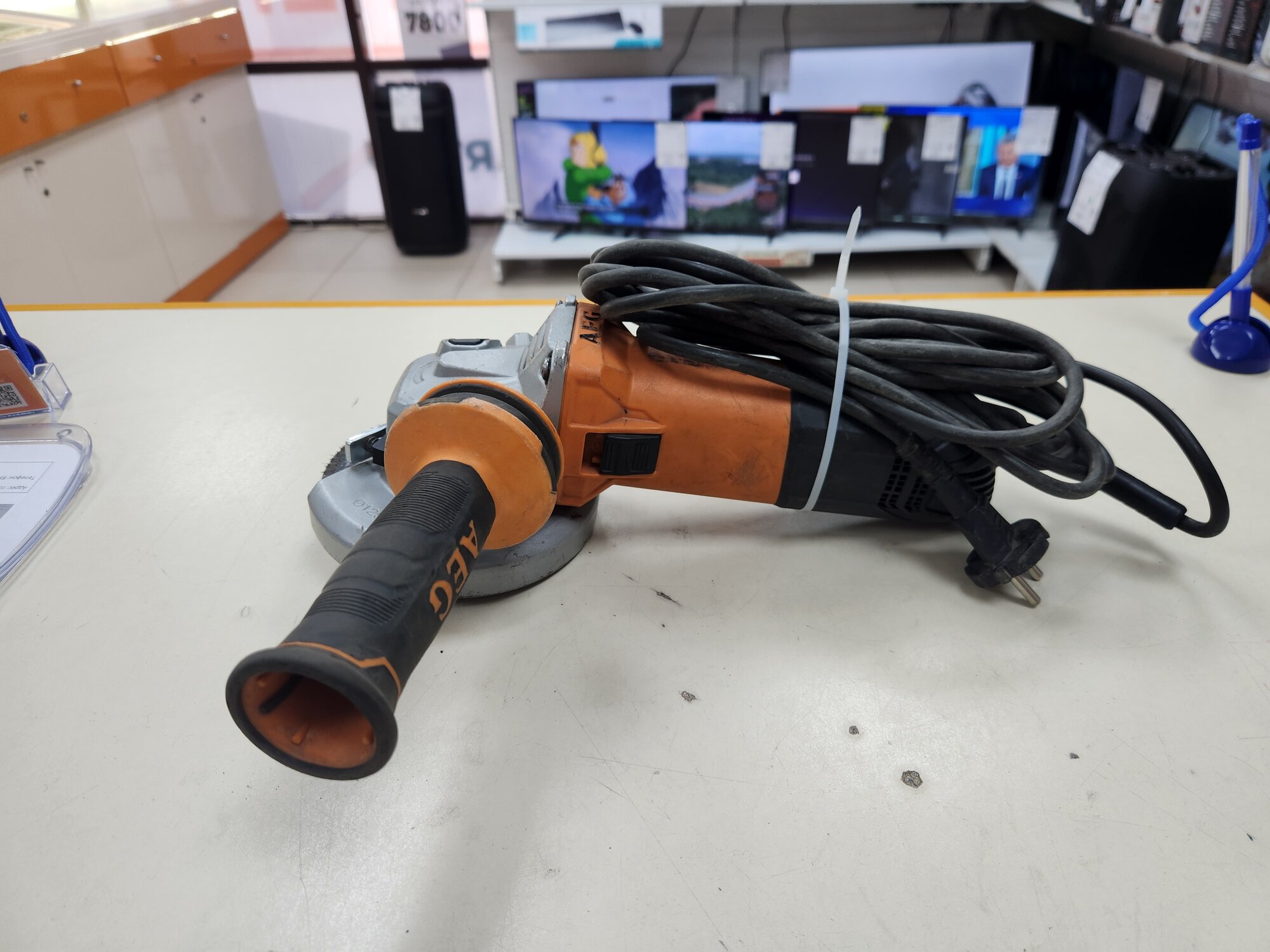 Угловая шлифмашина, машина, болгарка ушм AEG WS10-125, 1000 Вт, 125 мм, 4935451301