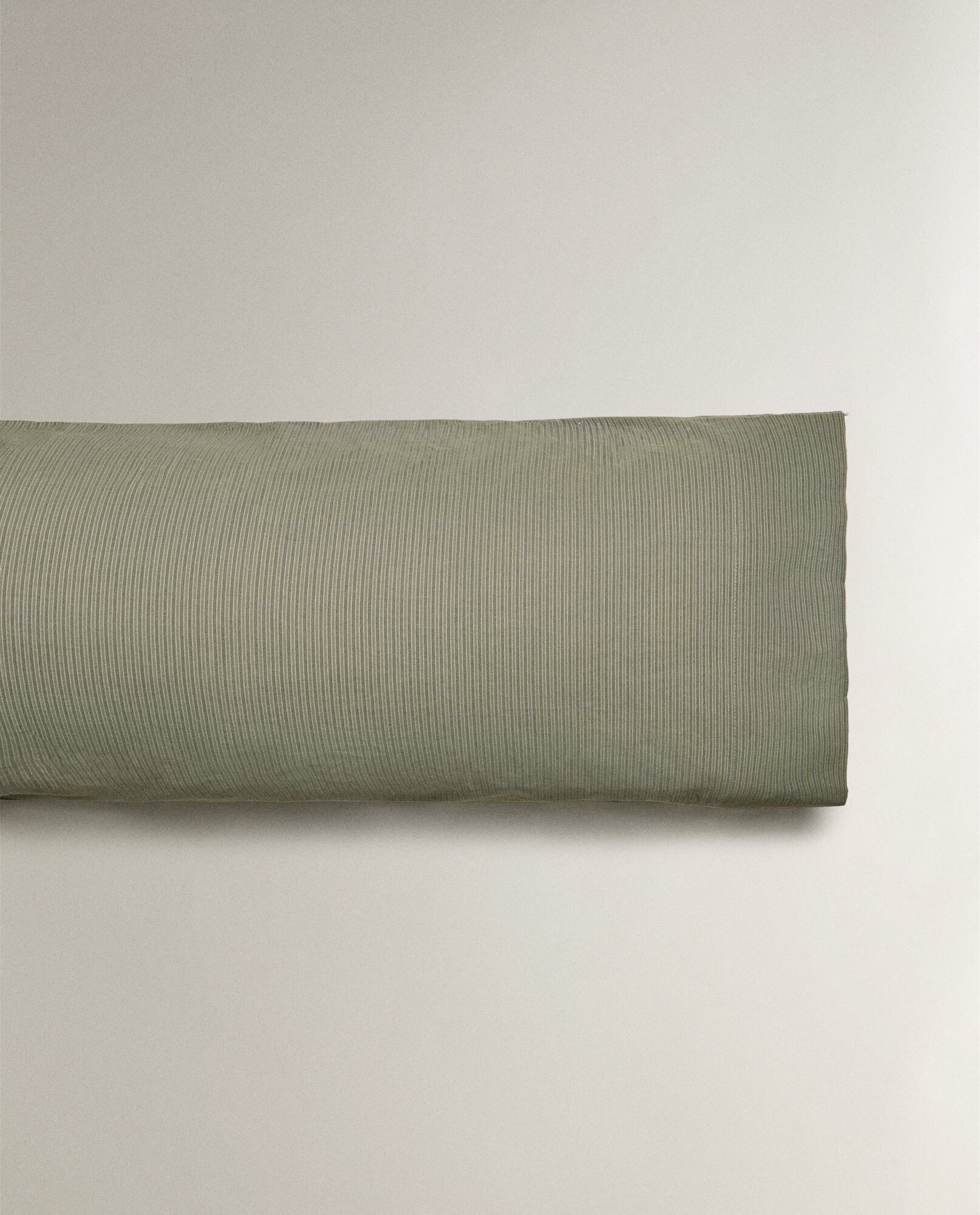 Хлопковая наволочка в полоску, 50 x 75 cm , green. Бренд - Zara Home