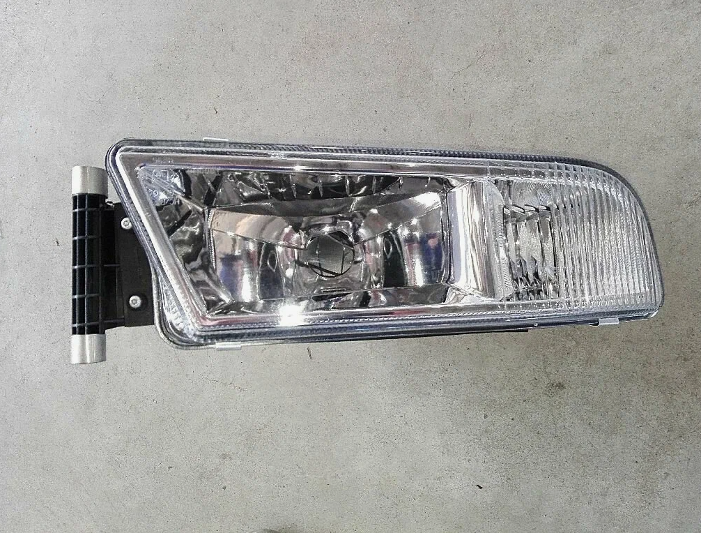 Фара противотуманная передняя правая h4/h3/24v man tgx 08