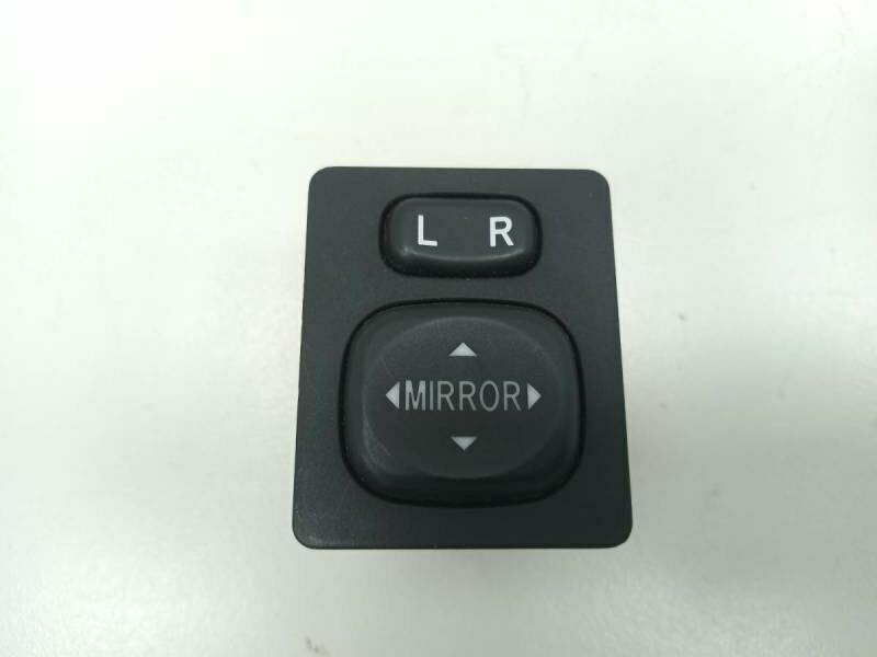 Переключатель регулировки зеркала Toyota Corolla E180 2013 кат.номер: 8487002090C0