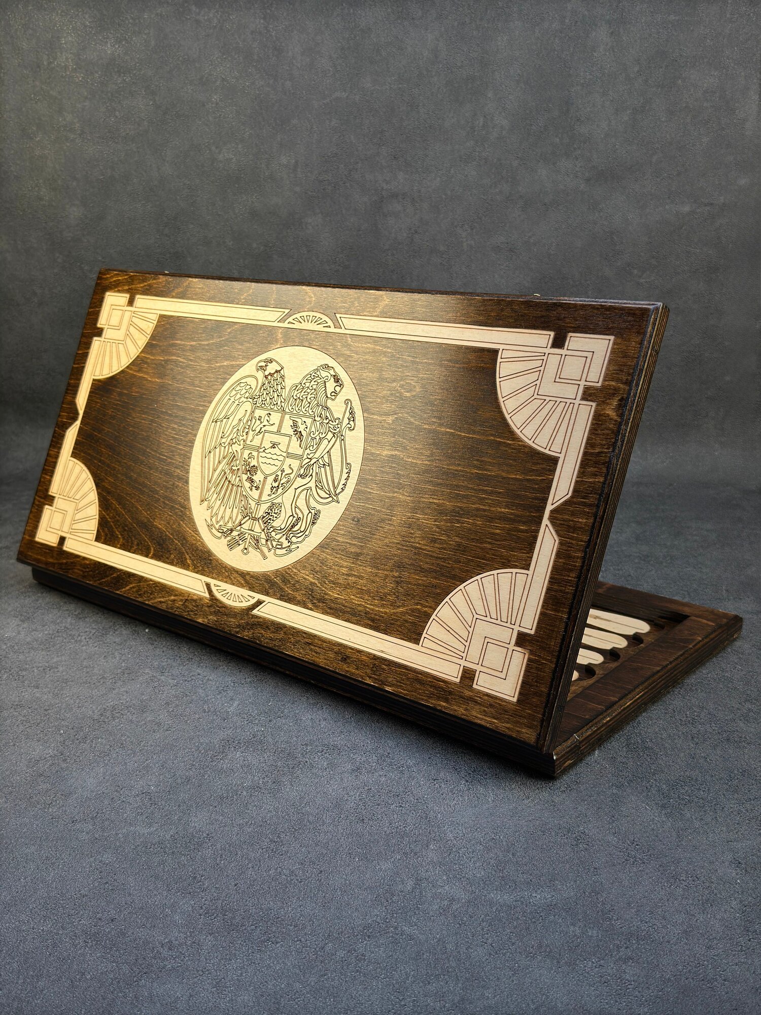 Нарды Деревянные Резные "Герб Армении" большие 60см, в сумке