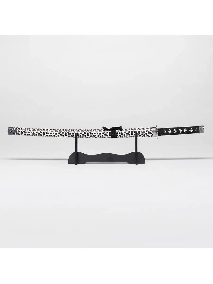 Элегантная декоративная катана на подставке