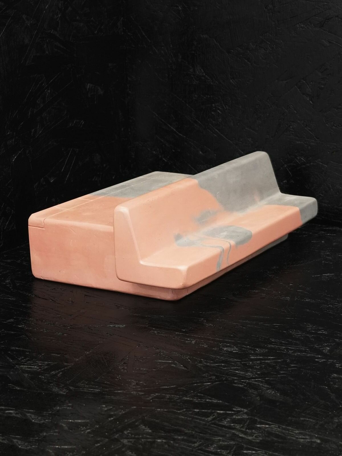 Фигура для фингерборда Comix Zone Bench Box Pink/Asphalt из керамики