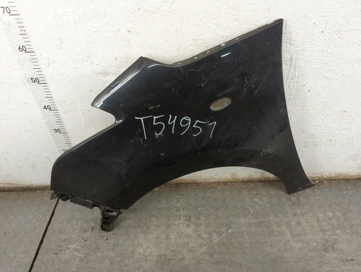 Крыло левое переднее Citroen C3 picasso Б/У