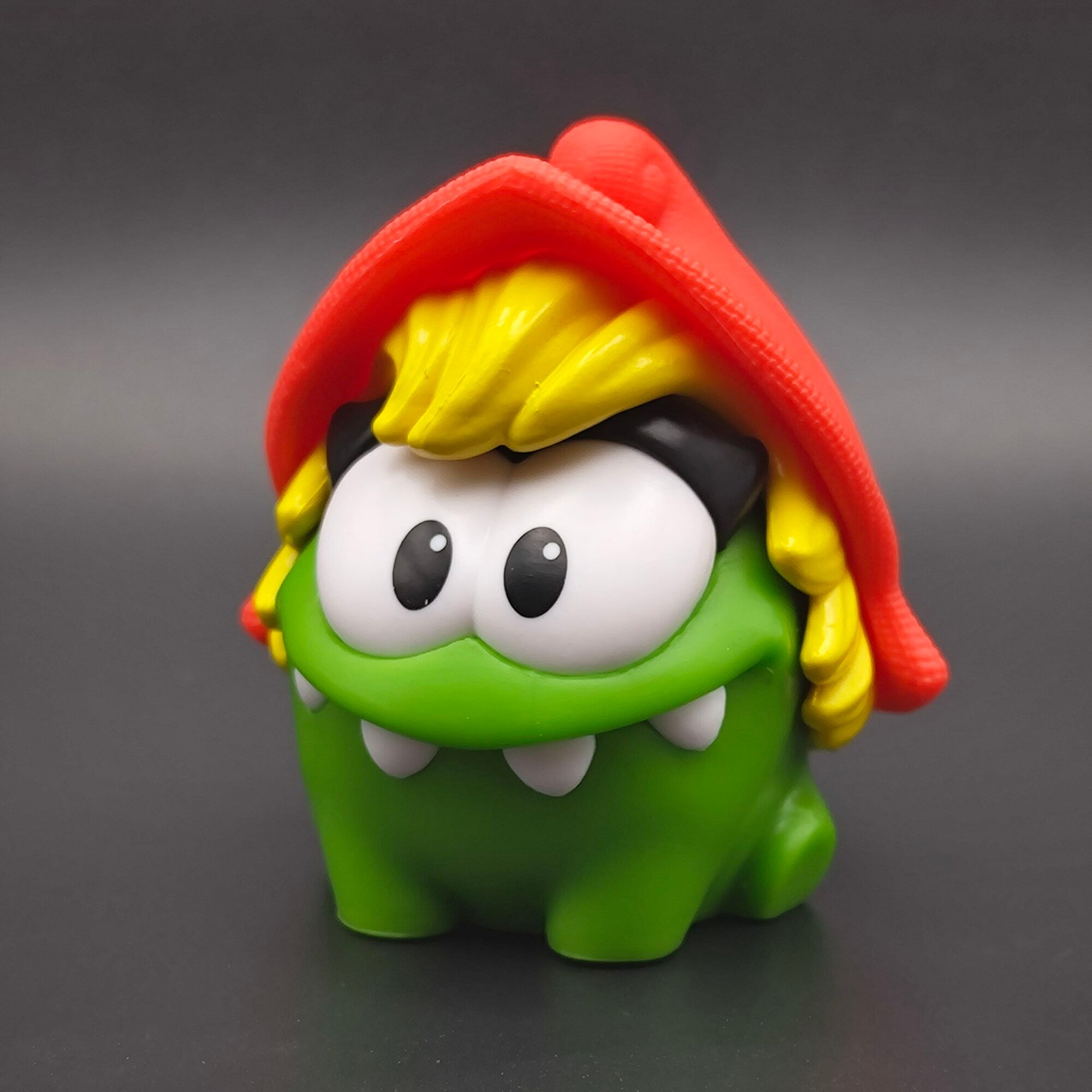 Фигурка АМ НЯМ "Вкусно и точка" Красная Шапочка, игра Cut the Rope, 2026 г