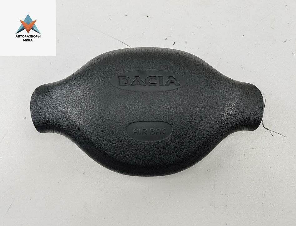 Подушка безопасности водителя Dacia (Renault) Logan 2006 8200546962