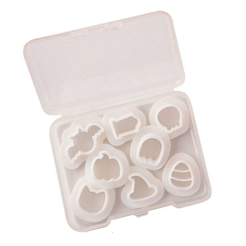 Форма для мягкой глины в виде тыквы