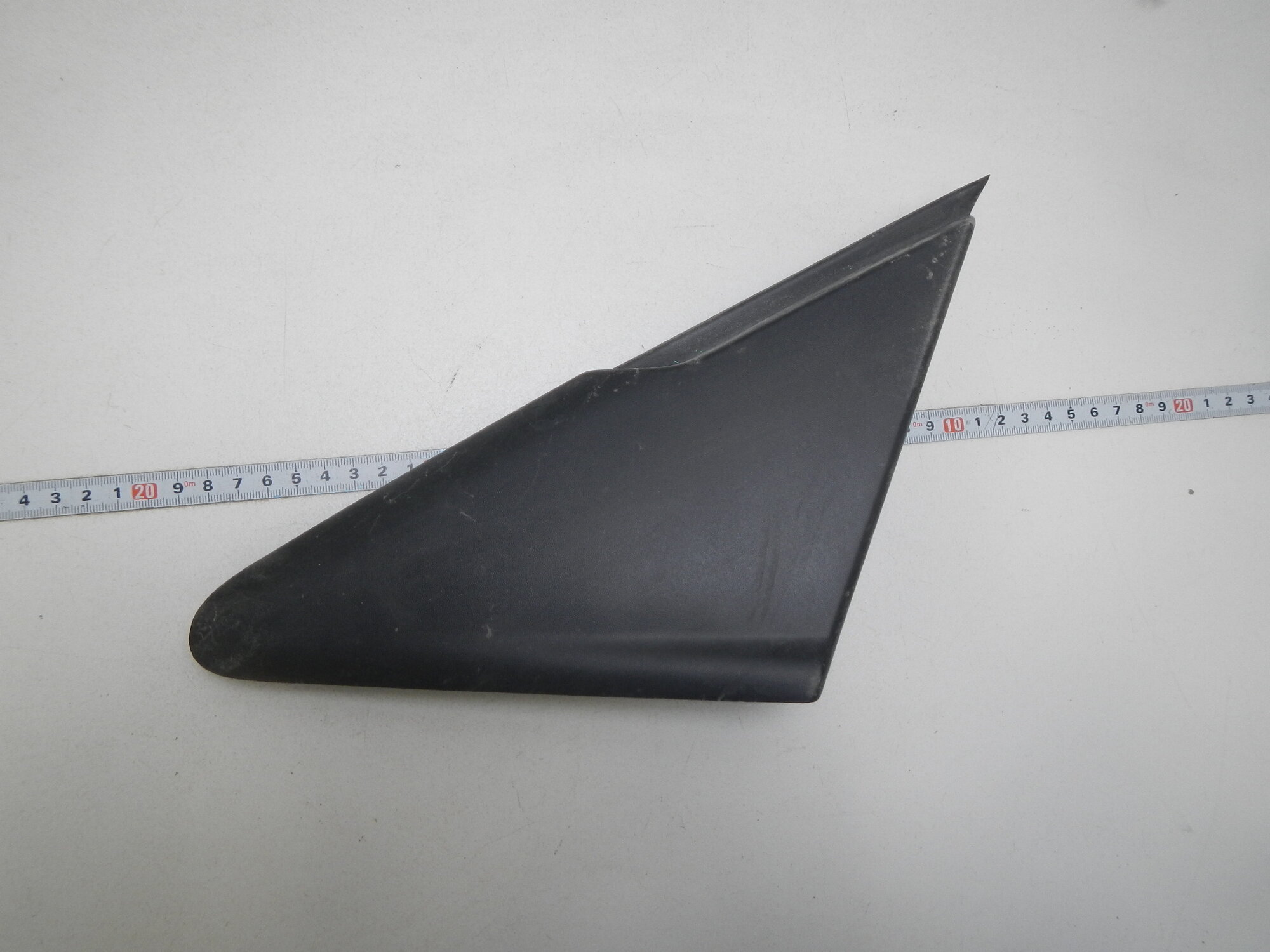 Б/У Накладка крыла переднего левого, Renault (Рено)-KAPTUR (16-) RENAULT KAPTUR (16-) Царапины. 639141 RENAULT арт. 6387...