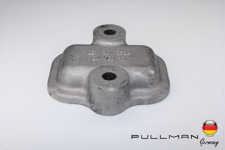 Крышка смотровая кпп 02T301252A