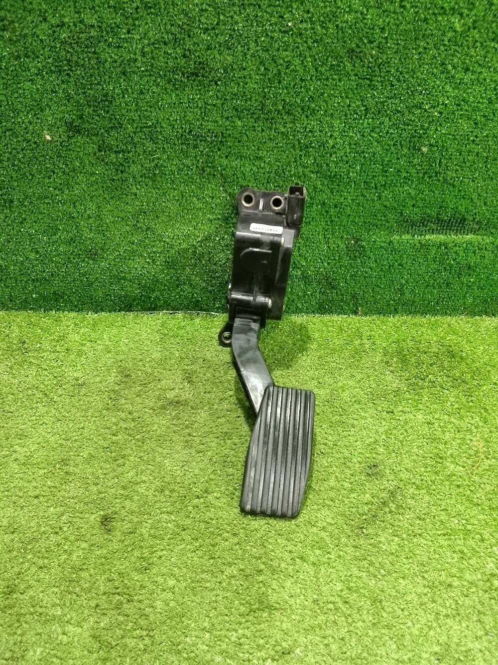 Педаль газа Lada Granta Б/У с пробегом