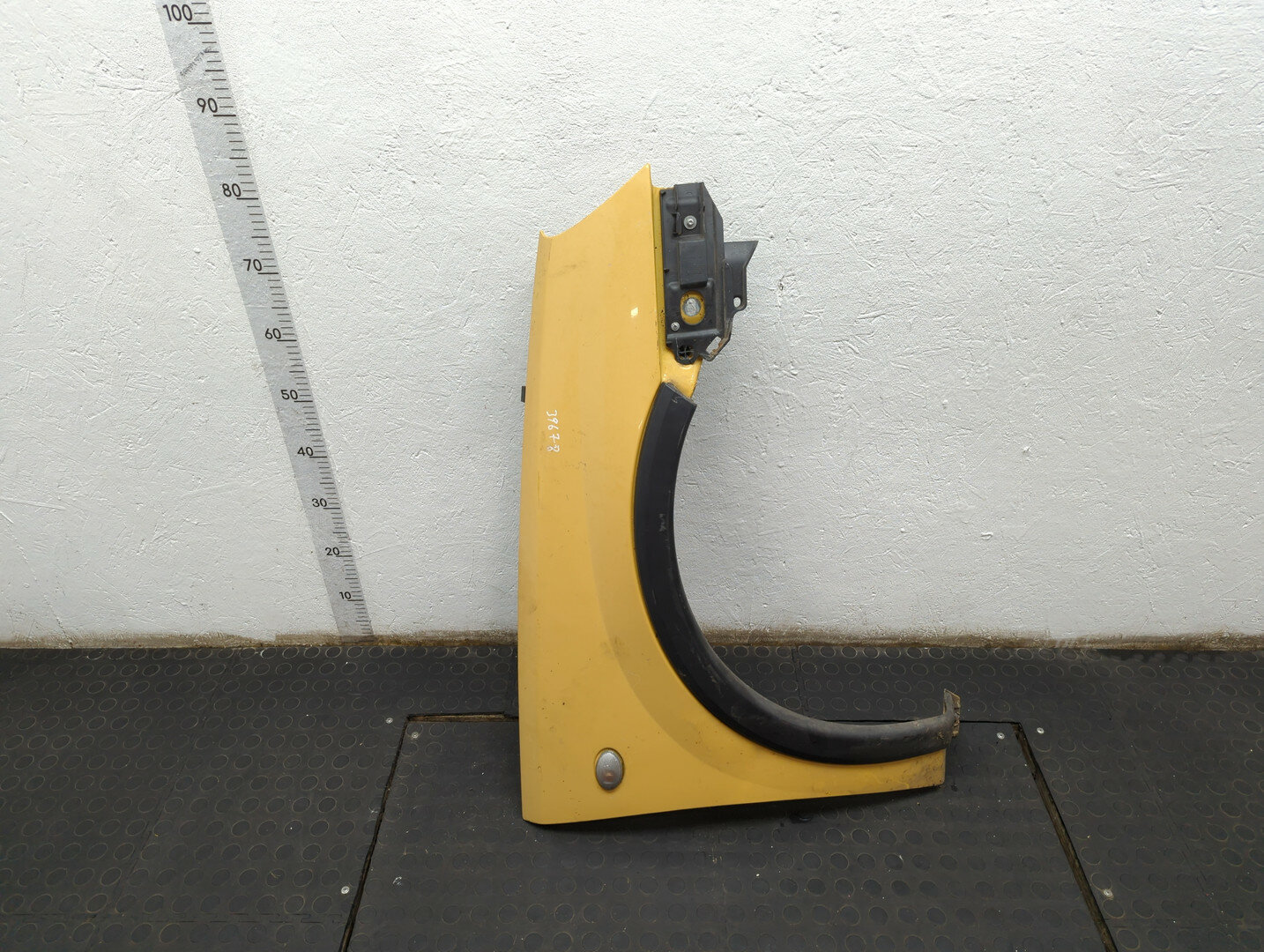 Крыло правое переднее Opel Corsa C Б/У