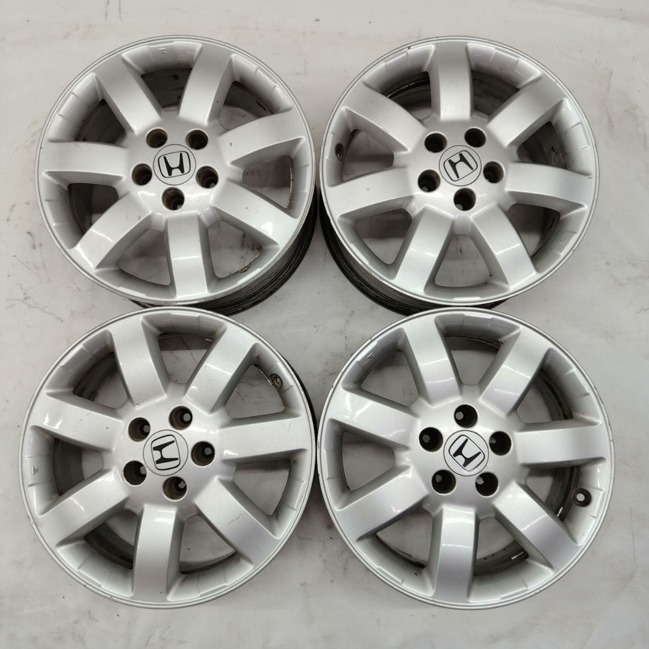 Колесные диски Replica 17x6.5 PCD 5x114.3 D64.1 ET50 (Реплика)