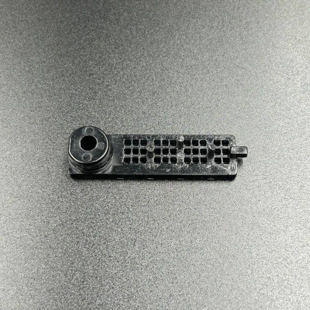 Решётка водозаборника Yamaha 6-9.9, F6-20 (Левая) (YUELANG)(6G1-45214)