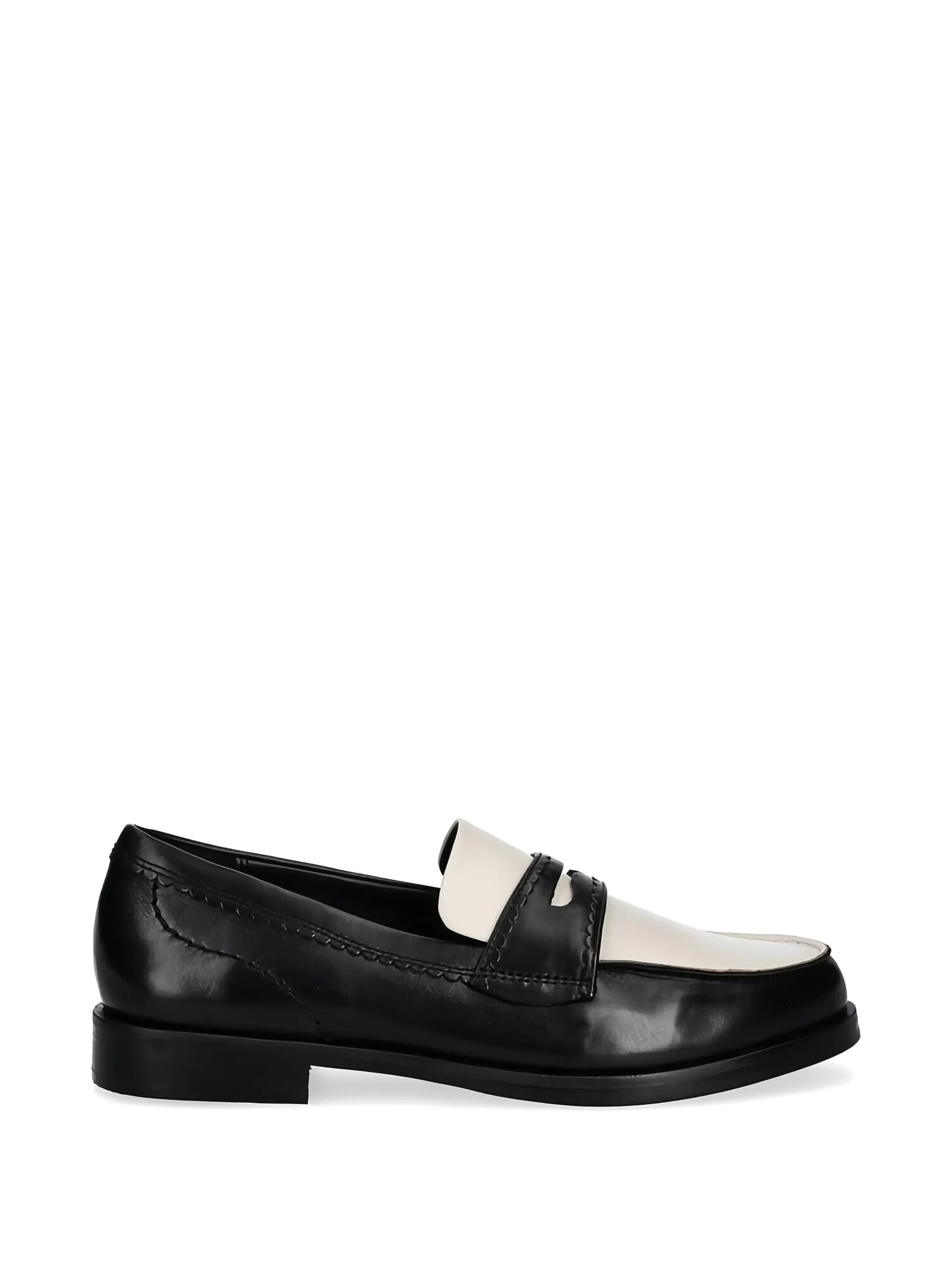 Лоферы Scalloped loafers