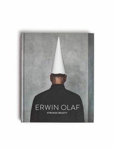 Erwin Olaf: Strange Beauty Roger Diederen Kunsthalle Mvnchen