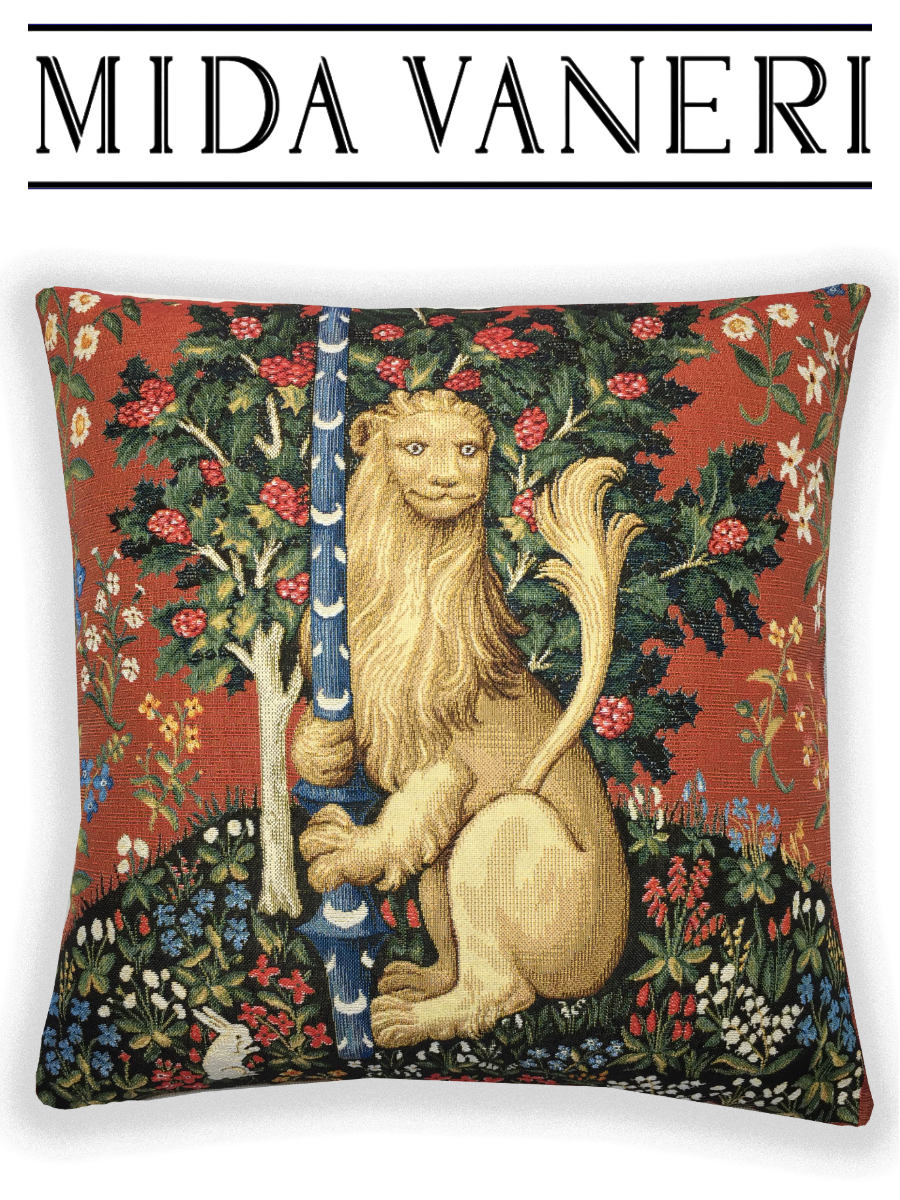 Декоративная гобеленовая наволочка "Волшебный лес Лев" 45х45 см MIDA VANERI