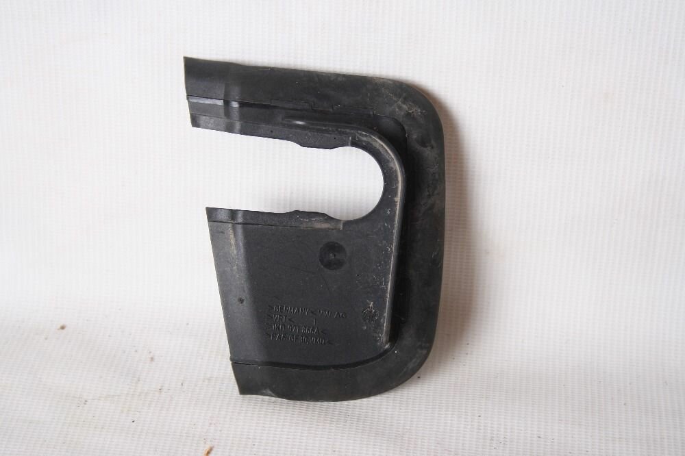 Водосток Skoda Octavia II рестайлинг 1k0971866a