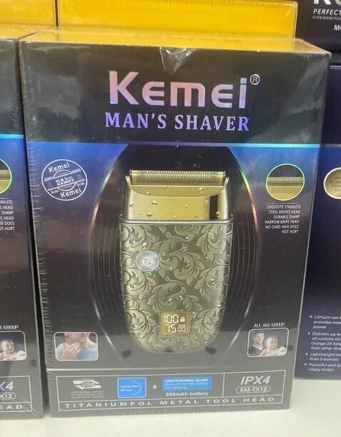 Бритва для детей с новыми лезвиями KM-2026