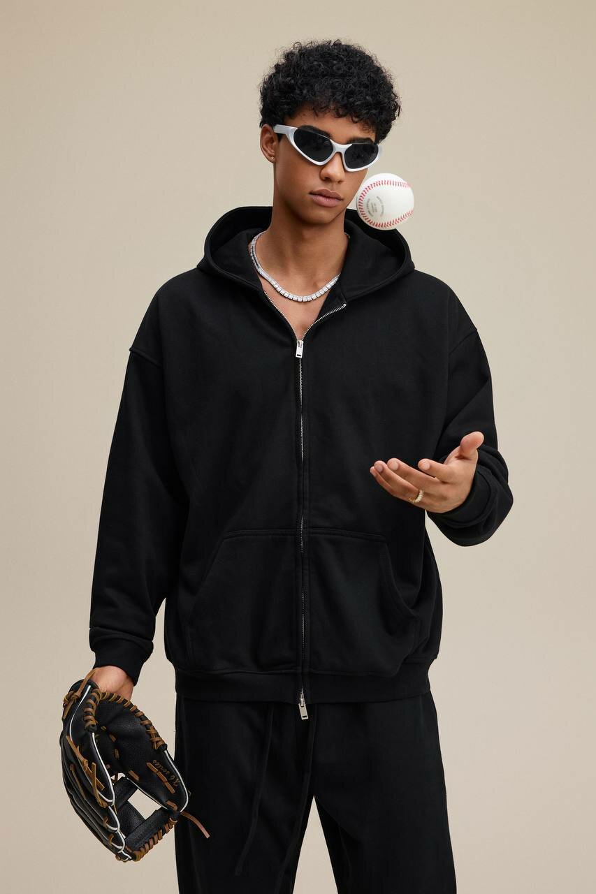 Толстовка спортивная