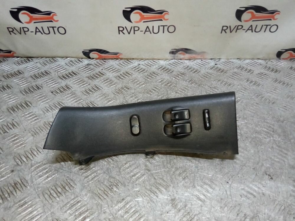 Блок управления стеклоподъемниками Mazda 323 BA Mazda