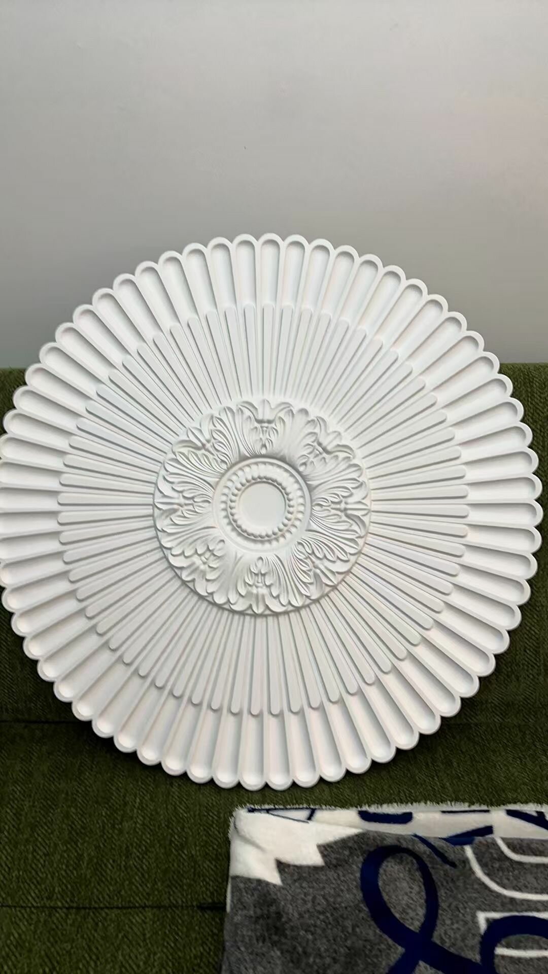 Декоративный элемент розетка потолочная 500mm