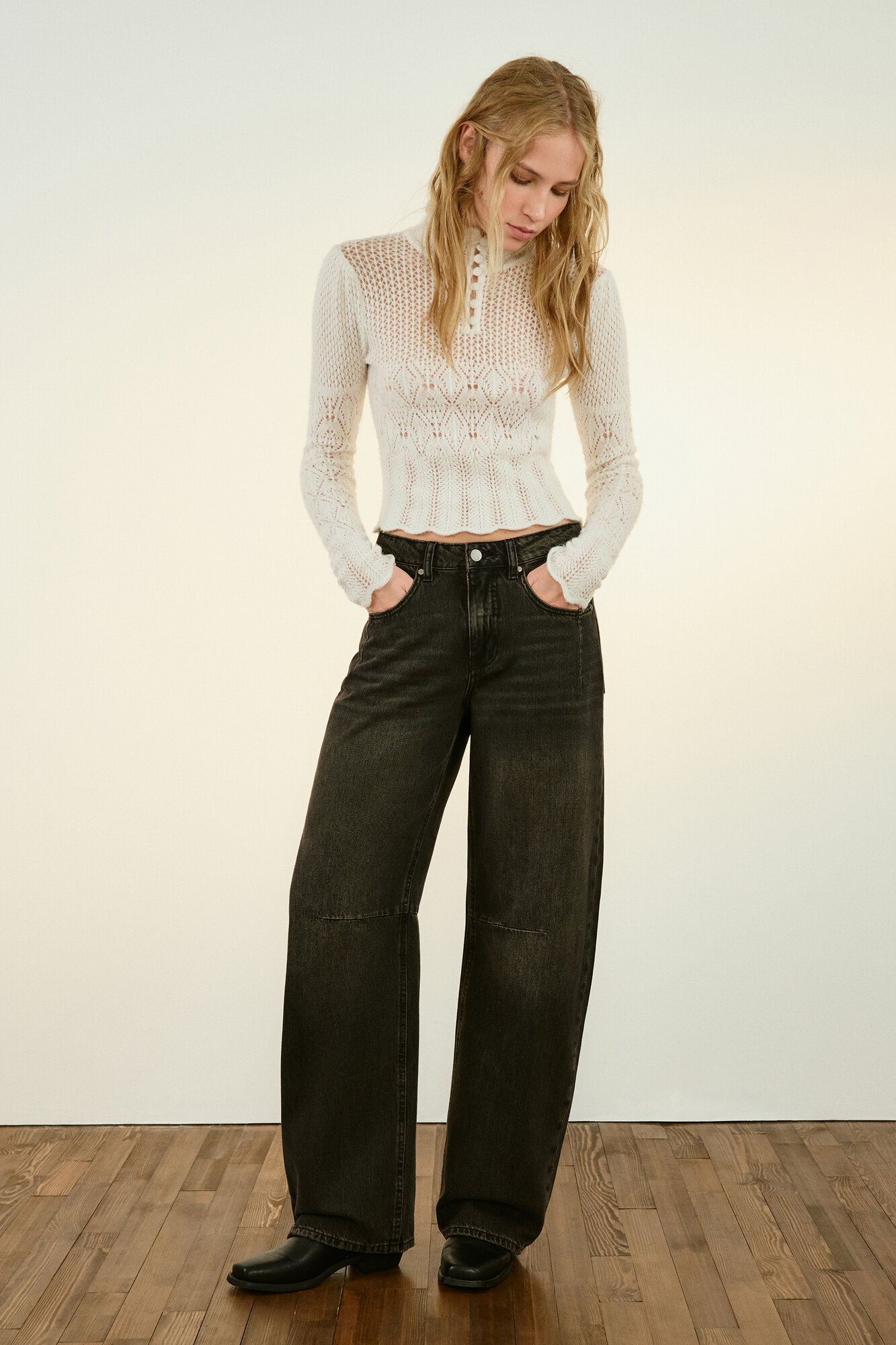 Джинсы бананы Woman Mix&Match 