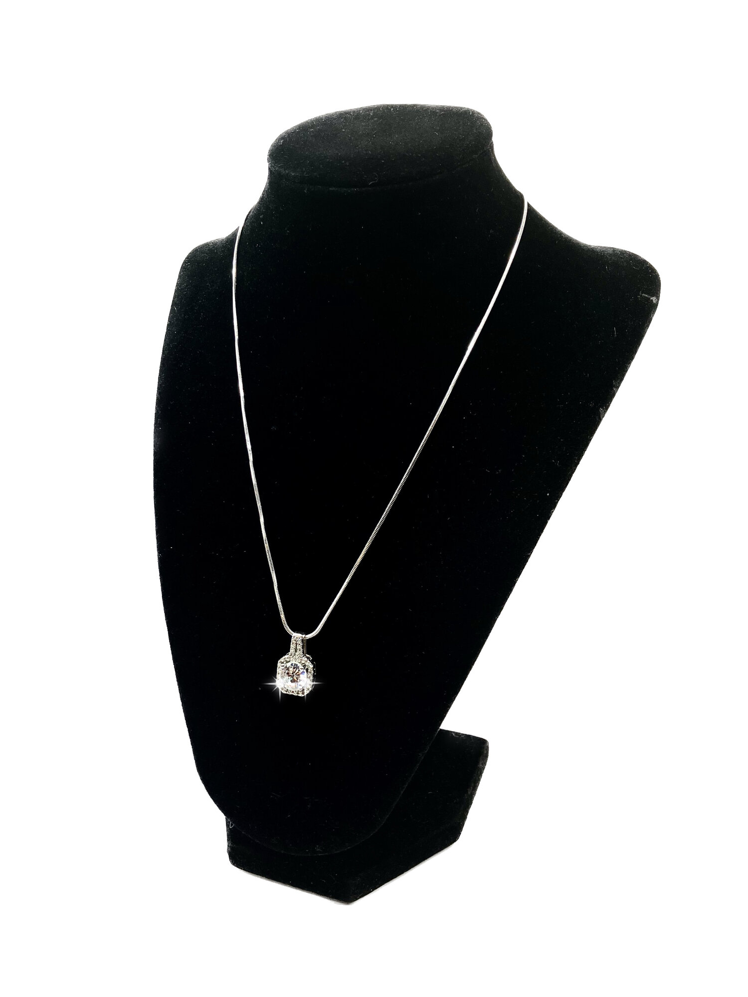 Колье, фианит