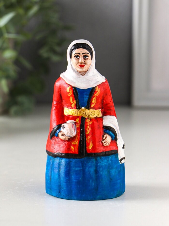 Фигурка гипс «Горянка», 11.5×6×6 см