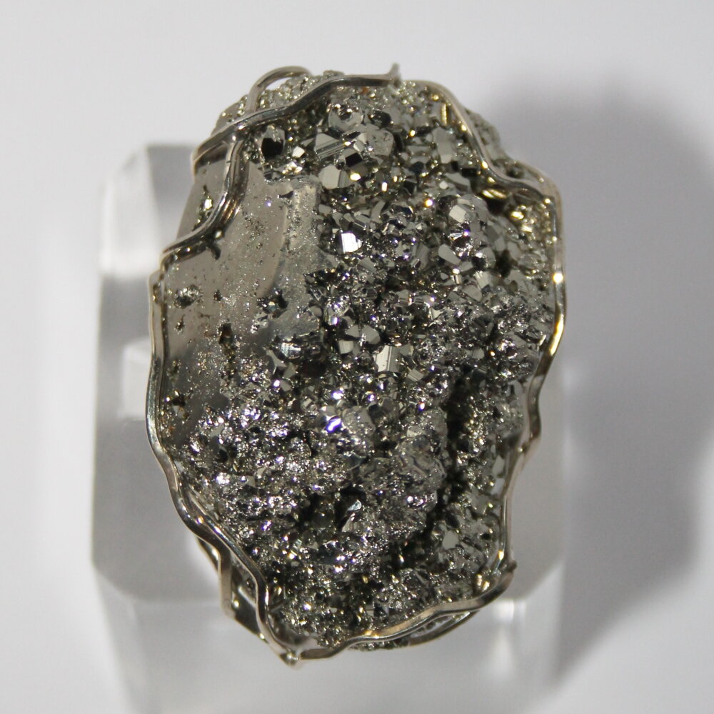 Кольцо, пирит