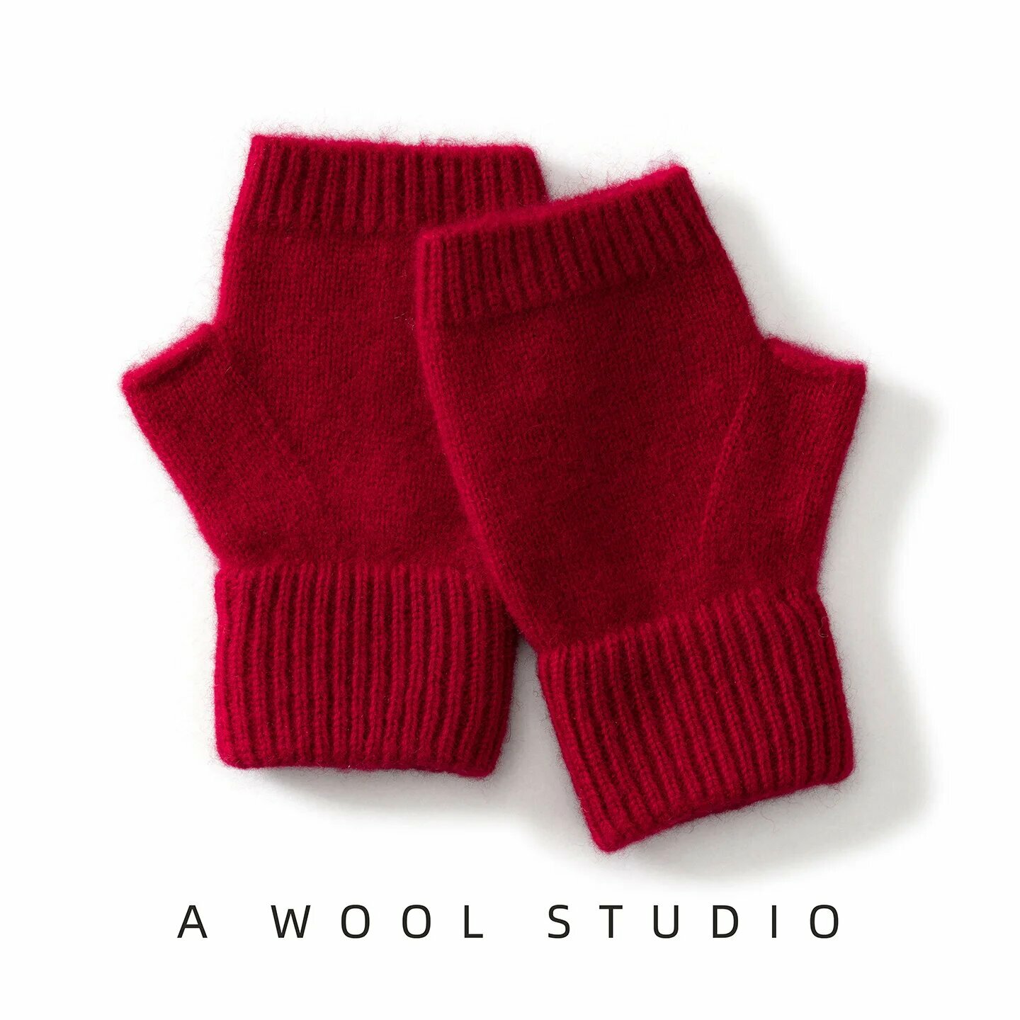 Варежки для женщин