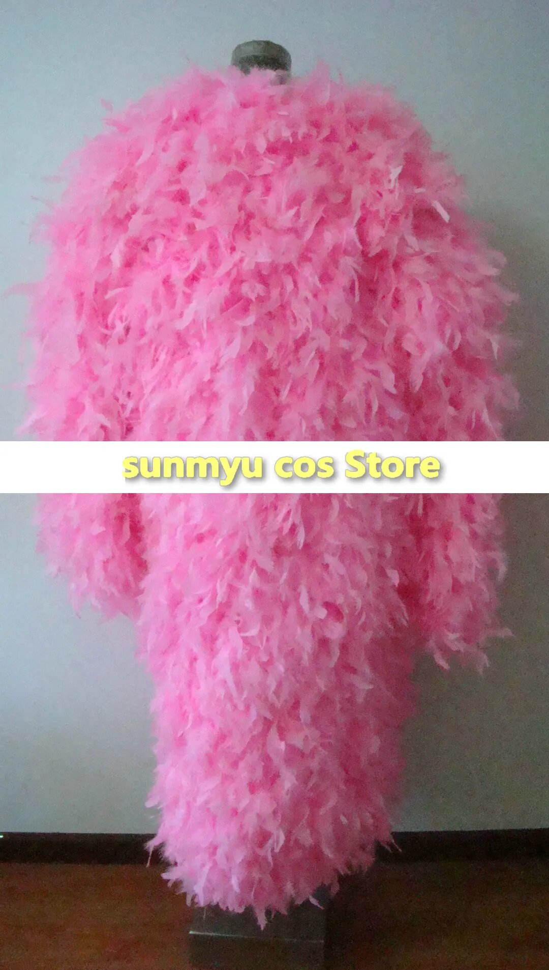 Donquixote Doflamingo Косплей костюм розового цвета М, only coat, Female size