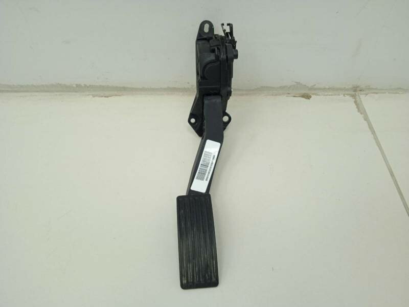 Педаль газа Geely Atlas 2016 кат.номер: 1014025563 01613319