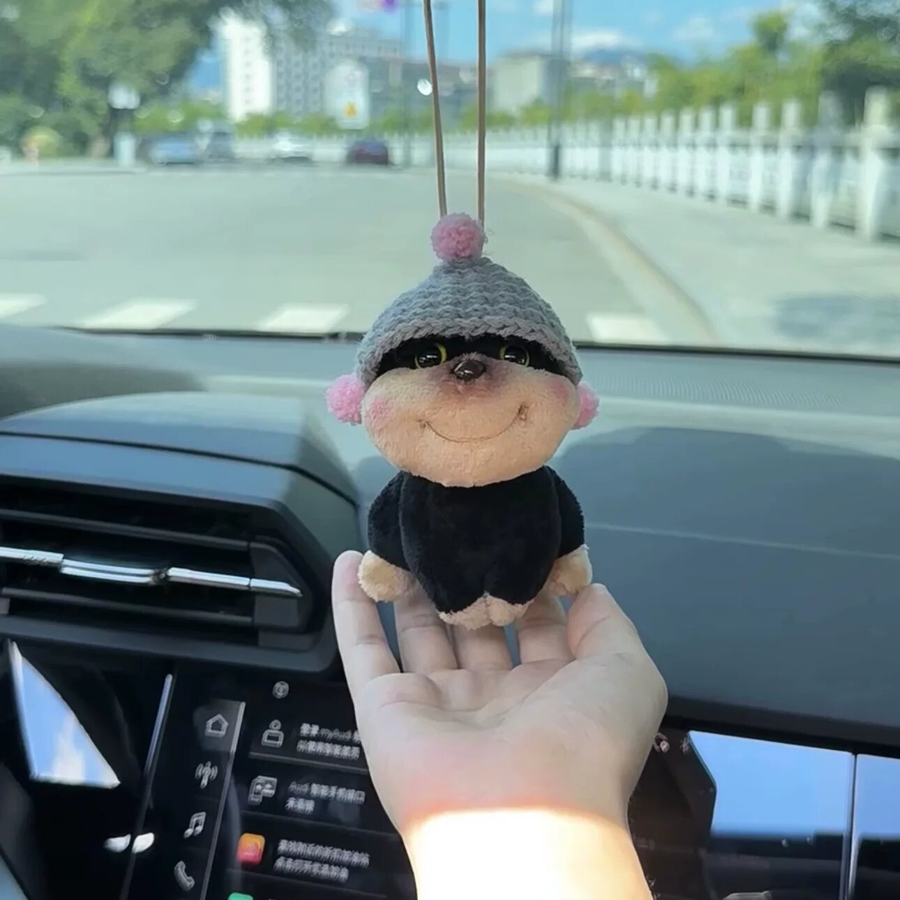 Милый плюшевый брелок-игрушка в виде щенка с пчелиным укусом, аксессуар для декора, подарок. Румяно-серая шляпа Bee Dog