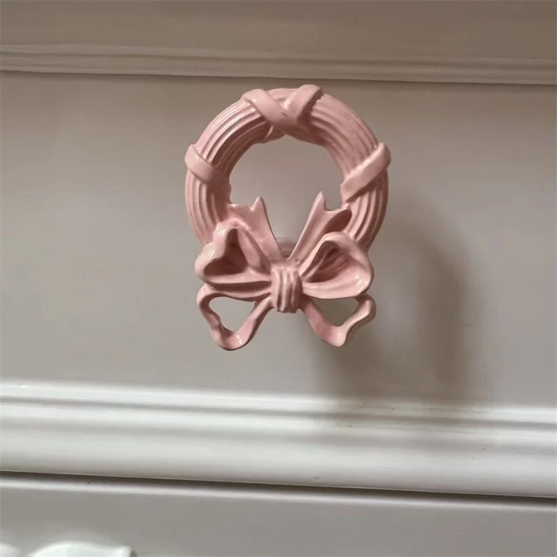 Ручки для шкафов латунные розовые bow-pink