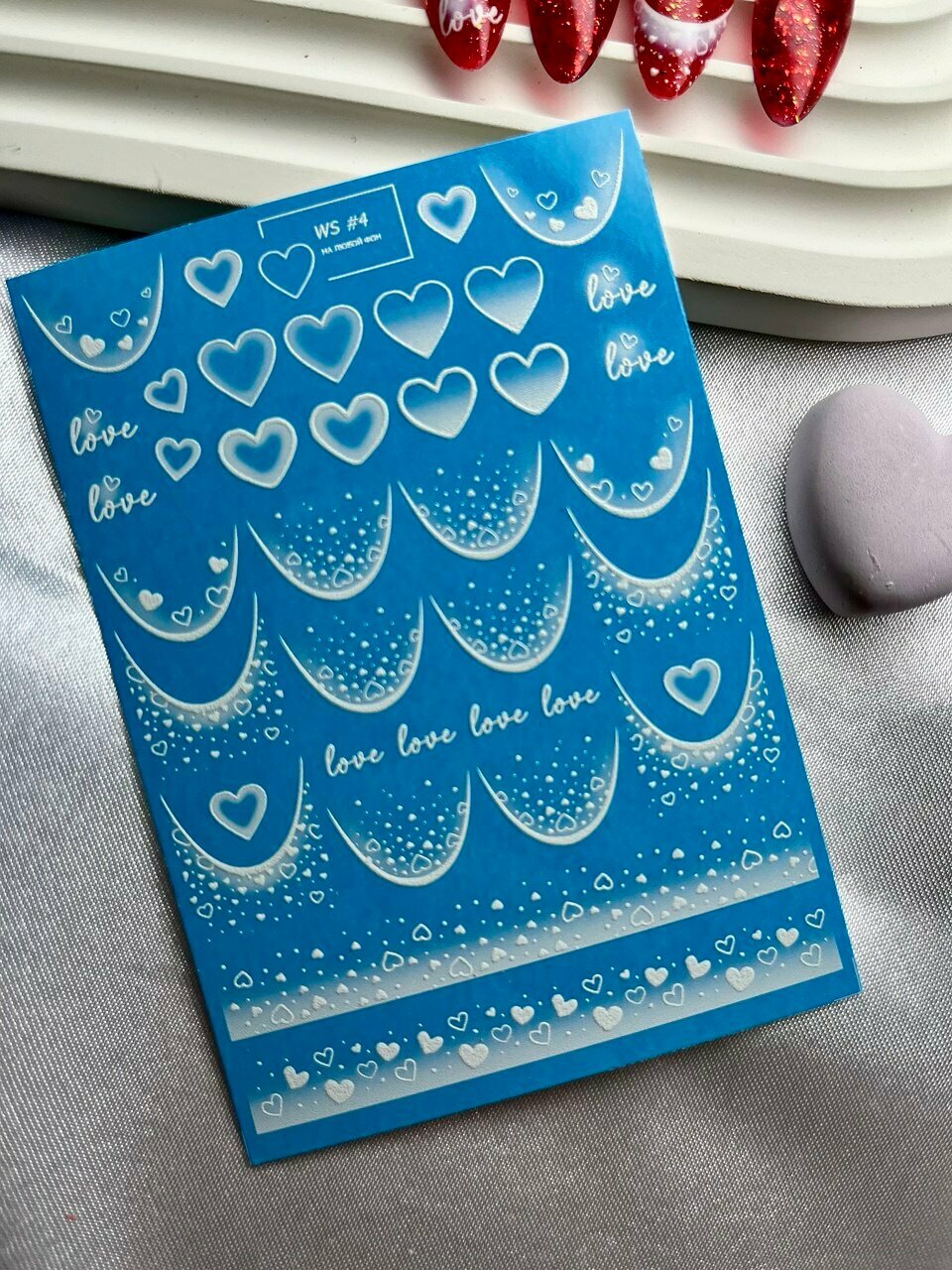 Слайдеры на ногти белые сердечки и френч