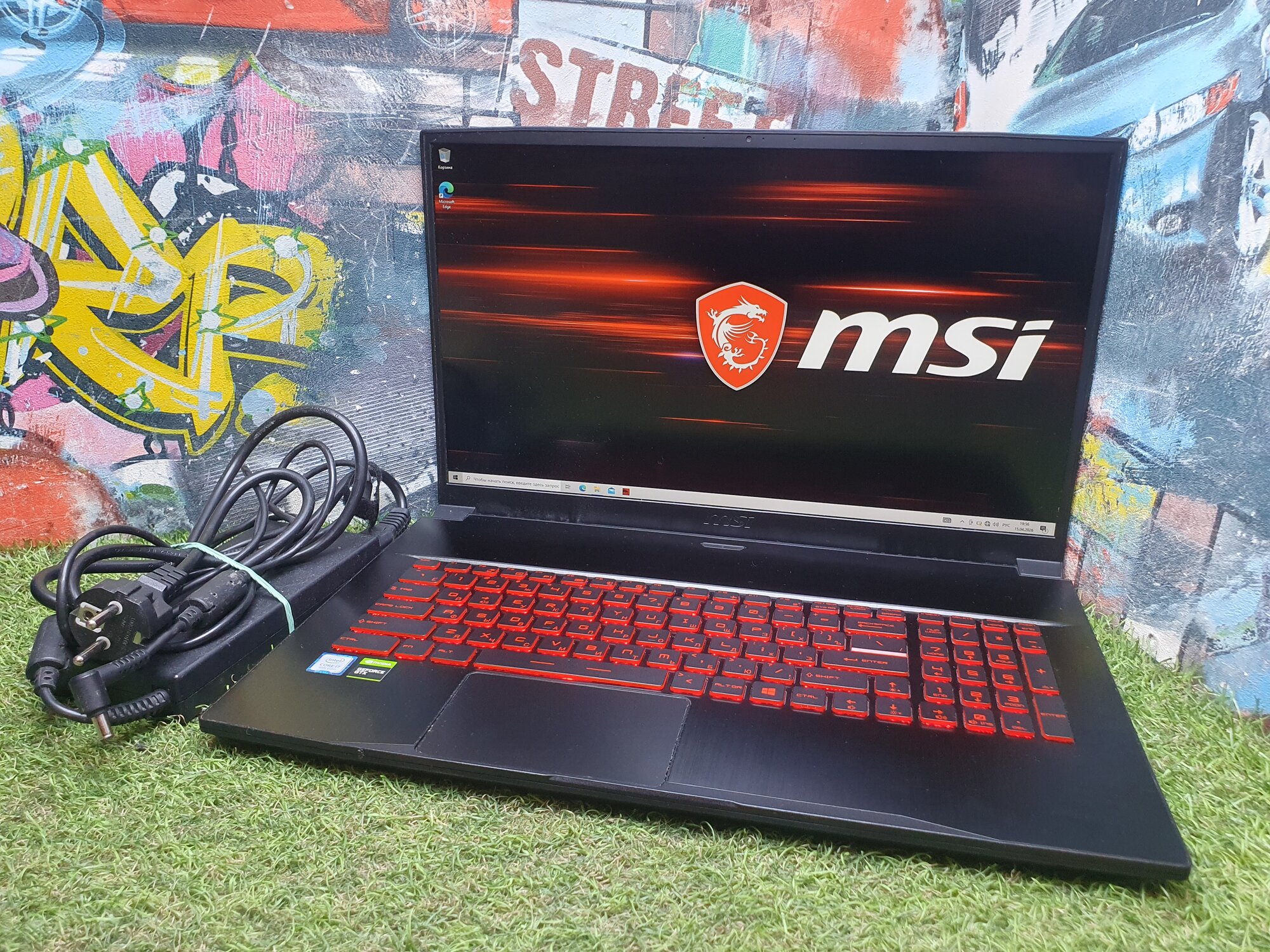 игровой MSI i7-9/8Gb/GTX 1650 Ti 4Gb/FHD/144Hz/GF75 Thin 9SCSR-452RU