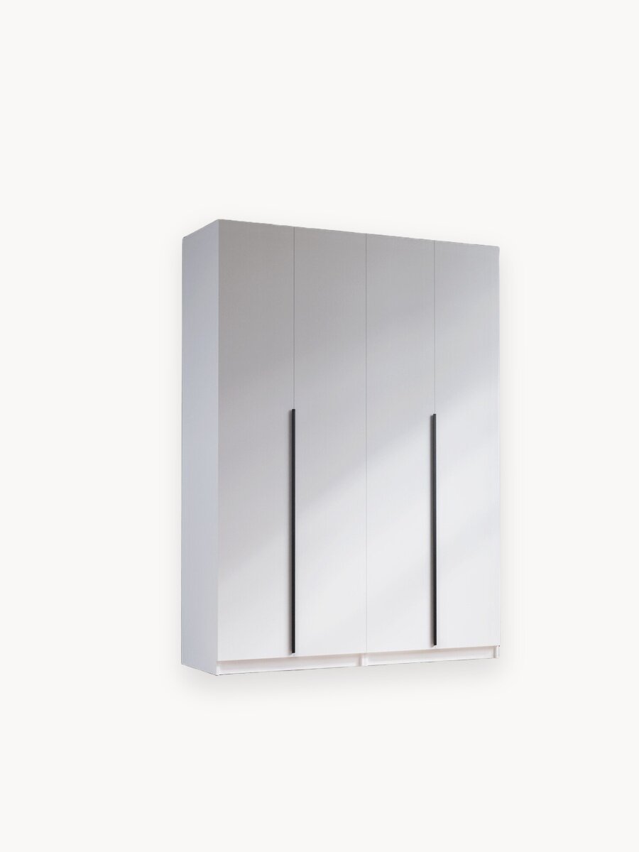 Шкаф для одежды распашной с ручками 160 см, белый, с полками