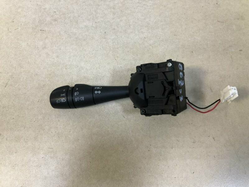 Переключатель поворотов подрулевой Renault Logan 2 2014