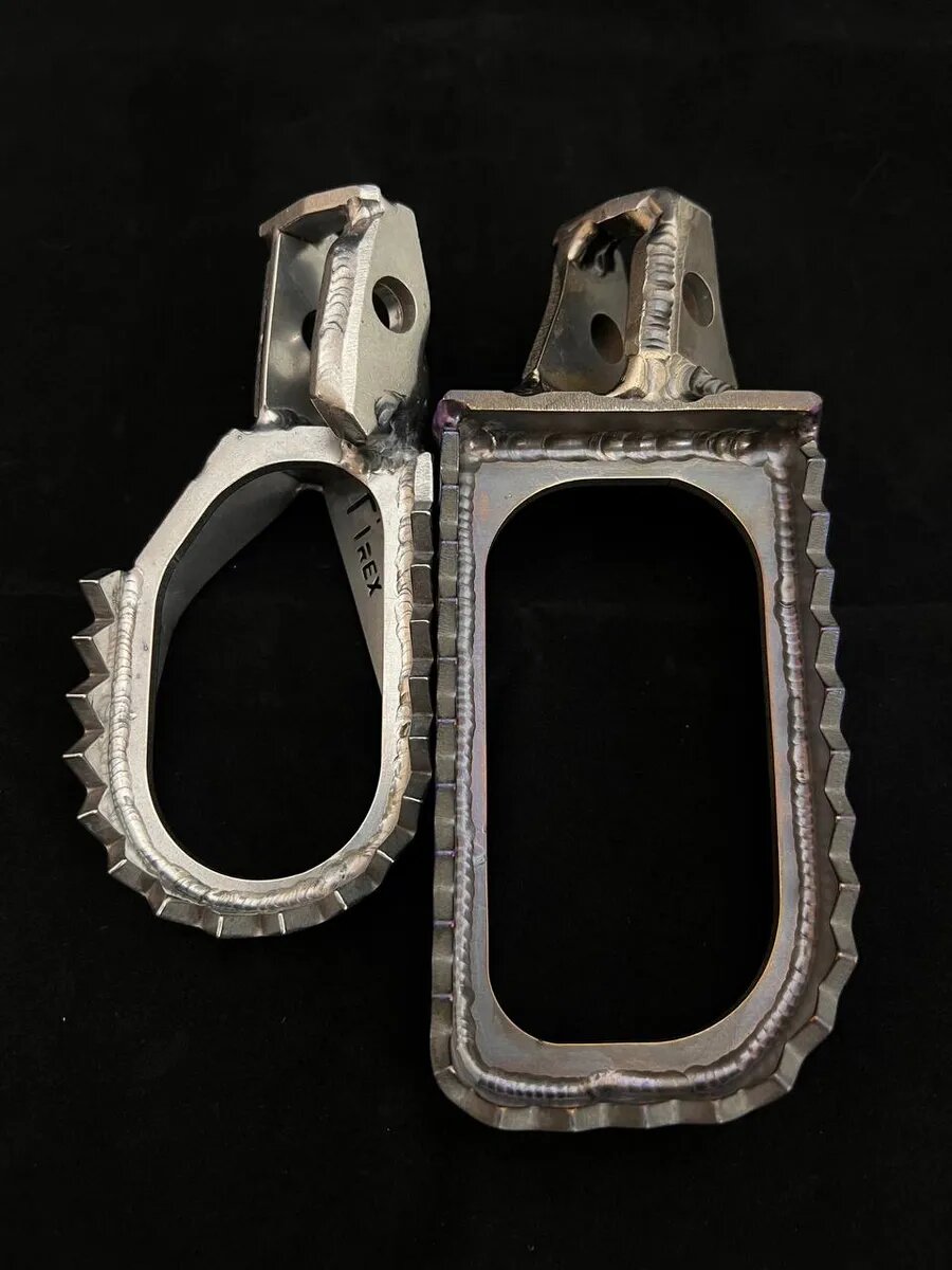 Подножки TI-REX для сноубайка титан на KTM 24-25 EXC TBI