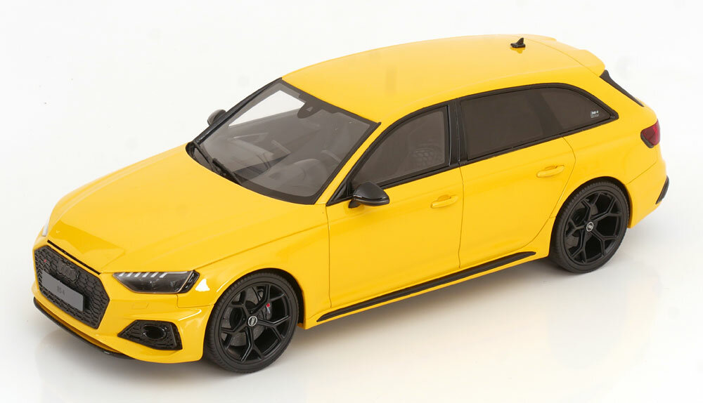 Модель коллекционная GT SPIRIT Audi RS4 avant 25TH anniversary 2024 yellow