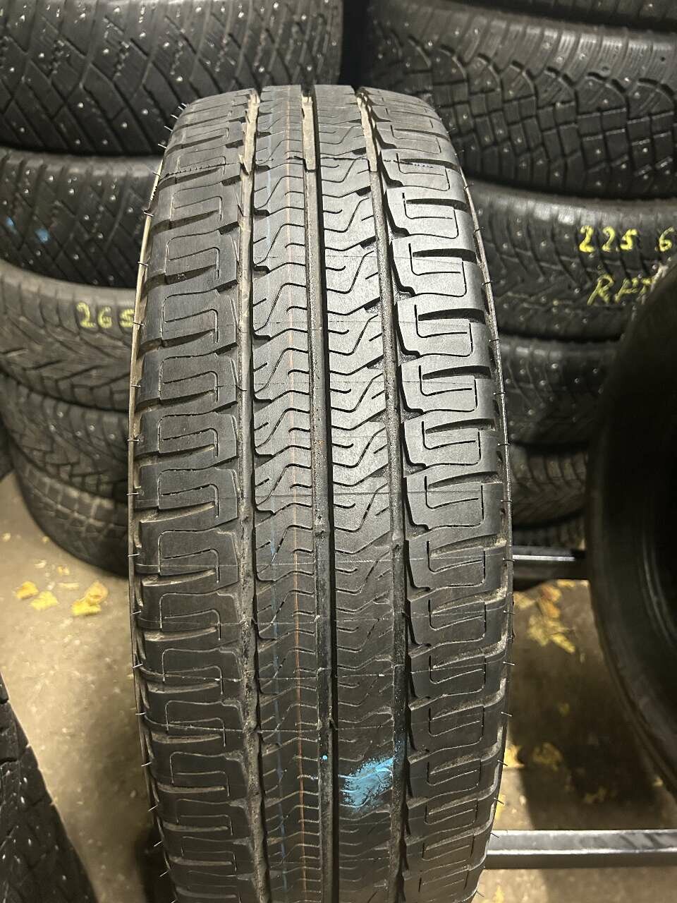 225/75 R16 118R Michelin Agilis Camping остаток:8 мм год:2017 арт:ca5913b9