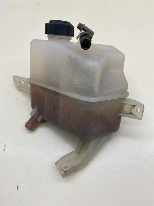 Бачок расширительный Lada Granta 2011>